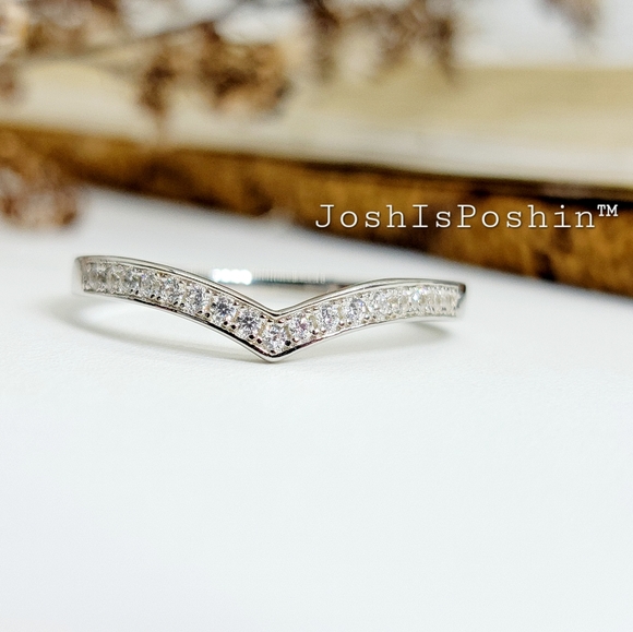 JoshIsPoshin | Jewelry | 4ct Chevron V Shape Diamond Wedding Band In ...